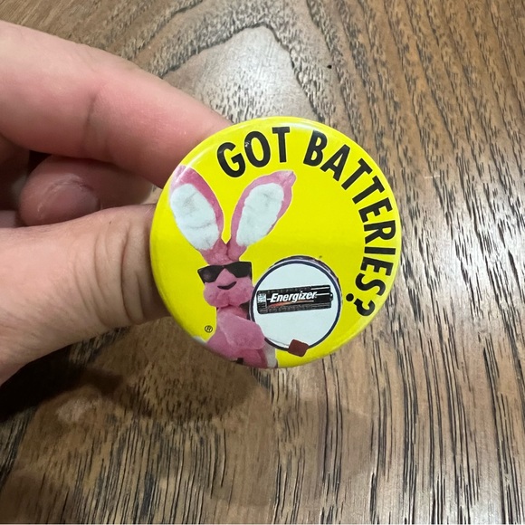 Other | Vintage Vtg Energizer Bunny Got Batteries Pin | Poshmark